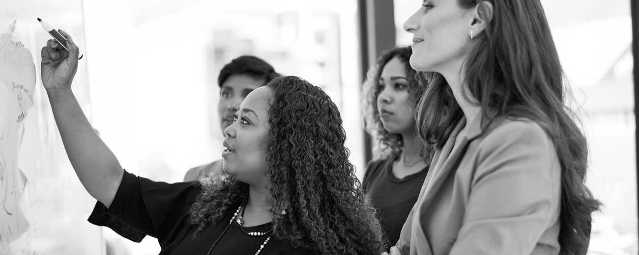 Give Performance Reviews That Actually Inspire Employees