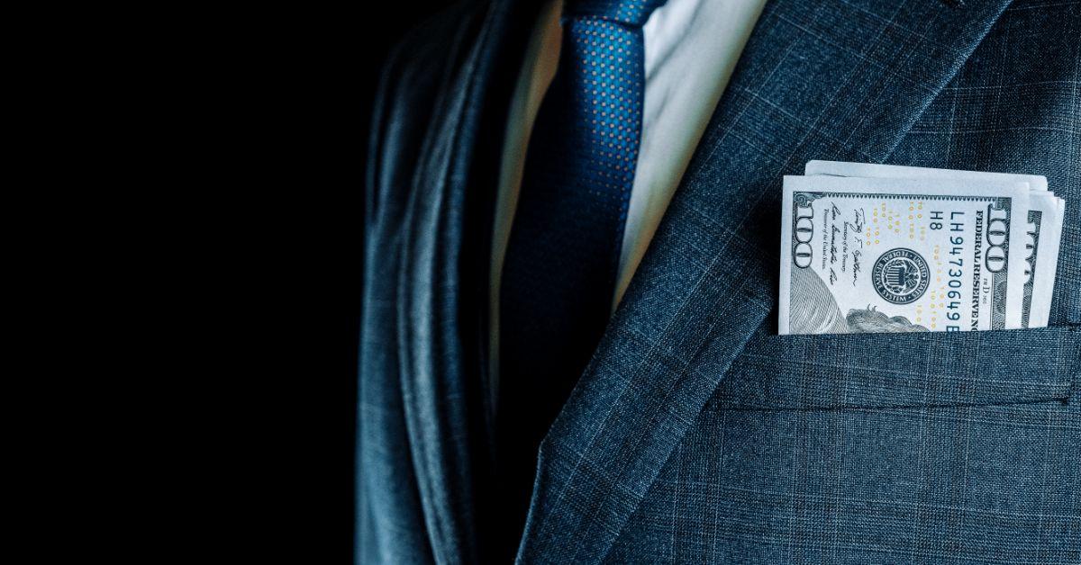 2 in 3 U.S. Adults Say Companies Do a Poor Job on CEO-Employee Pay Gap