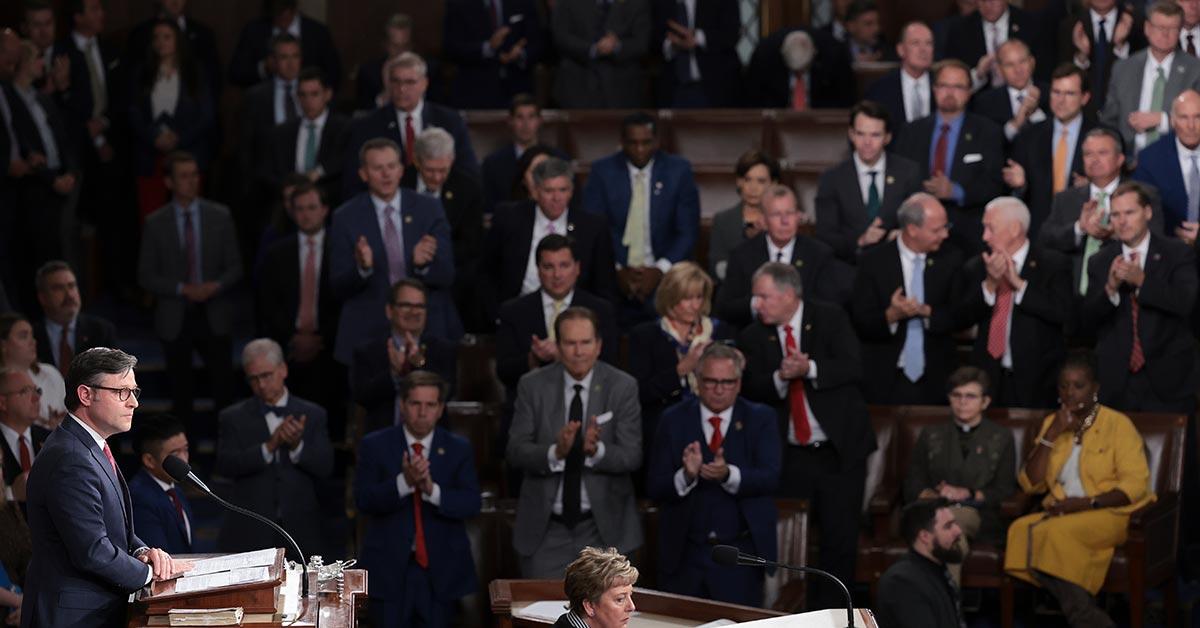 Congress' Job Approval Drops to 13%, Lowest Since 2017